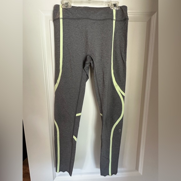 Ivivva | Bottoms | Ivivva Girls Leggings | Poshmark
